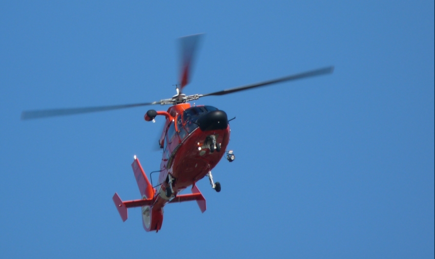 Evan flies - Che Barnes